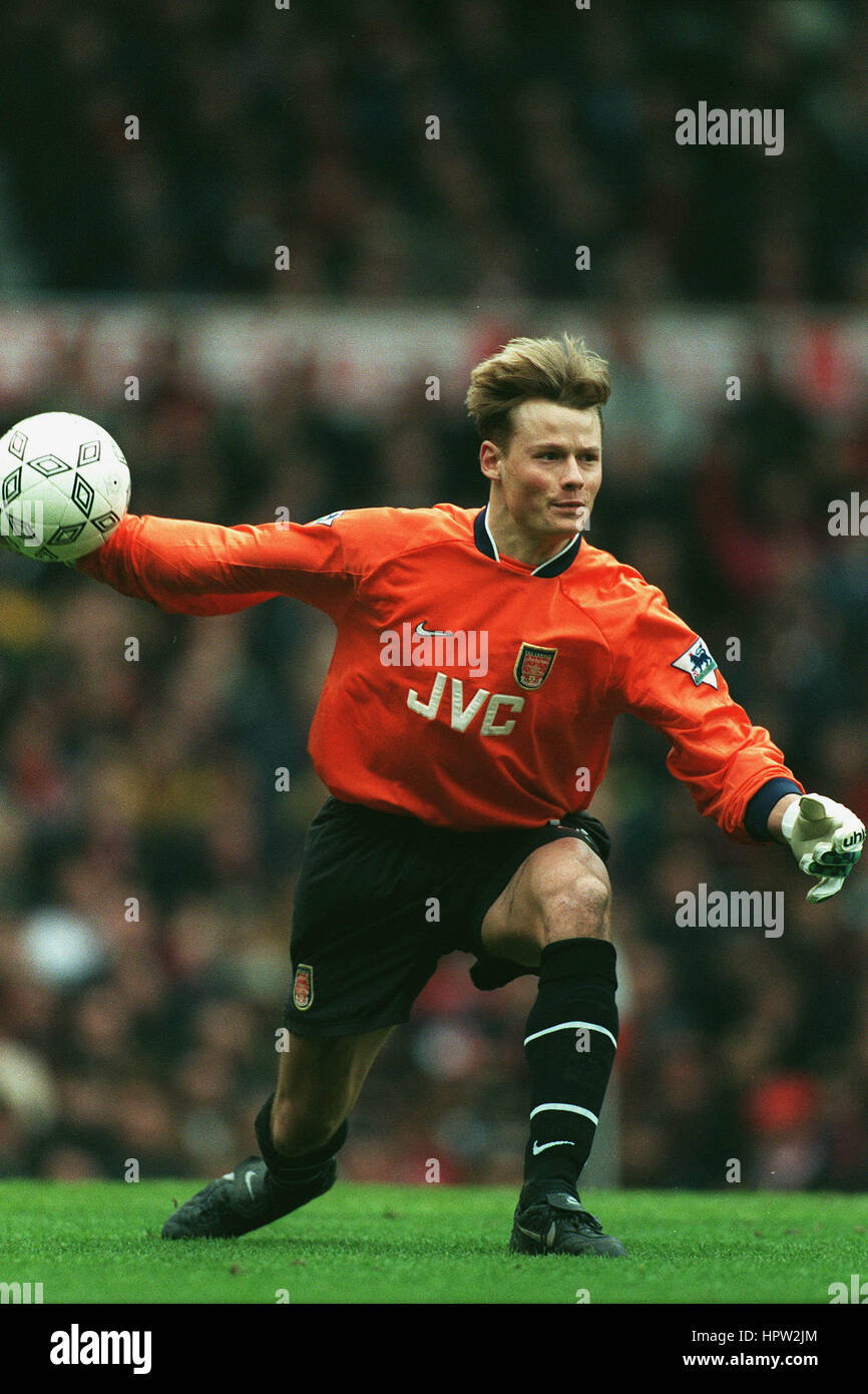 ALEX MANNINGER ARSENAL FC 24 March 1998 Stock Photo - Alamy