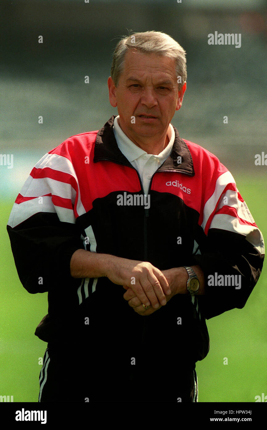 Iran football 1998 hi-res stock photography and images - Alamy