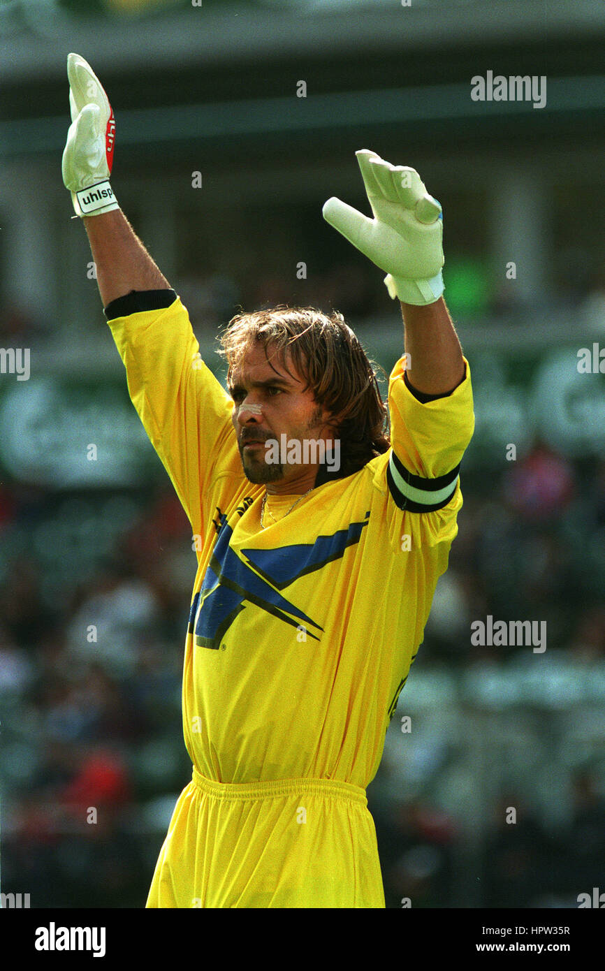 MARCELO RAMIREZ CHILE 22 February 1998 Stock Photo - Alamy