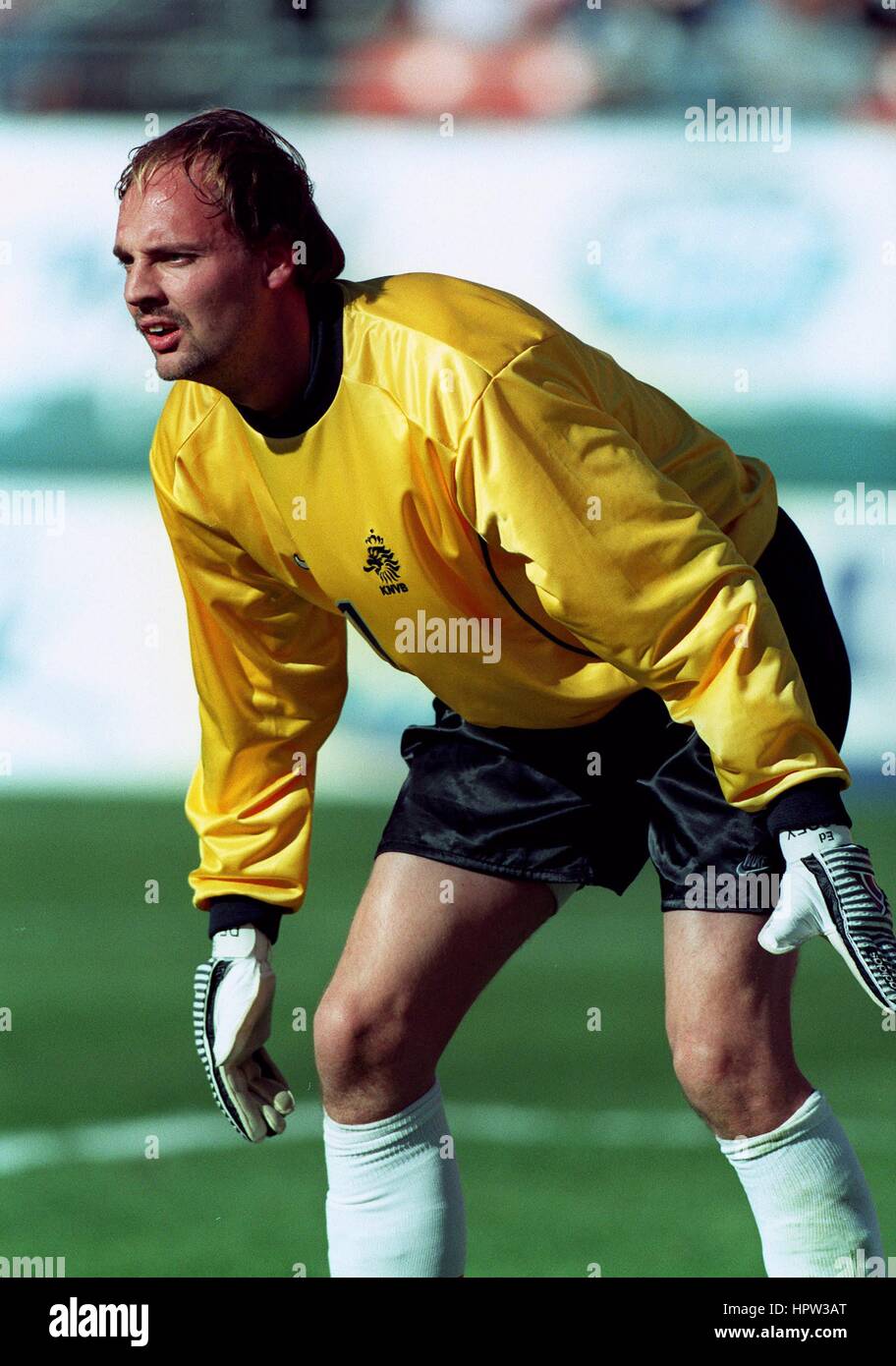 Ed de goey chelsea fc hi-res stock photography and images - Alamy