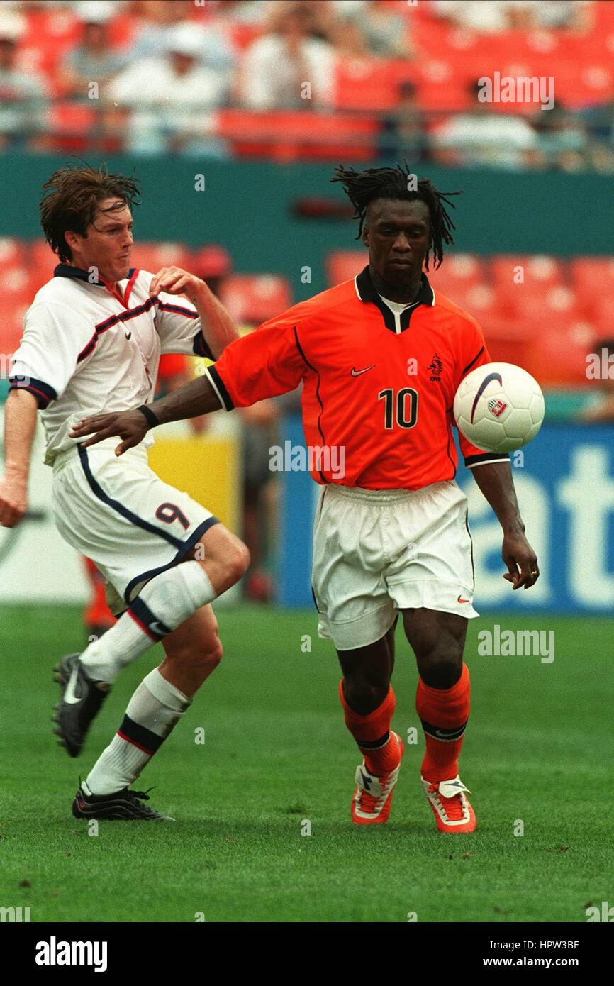 JOE-MAX MOORE CLARENCE SEEDORF USA V HOLLAND 09 March 1998 Stock Photo ...