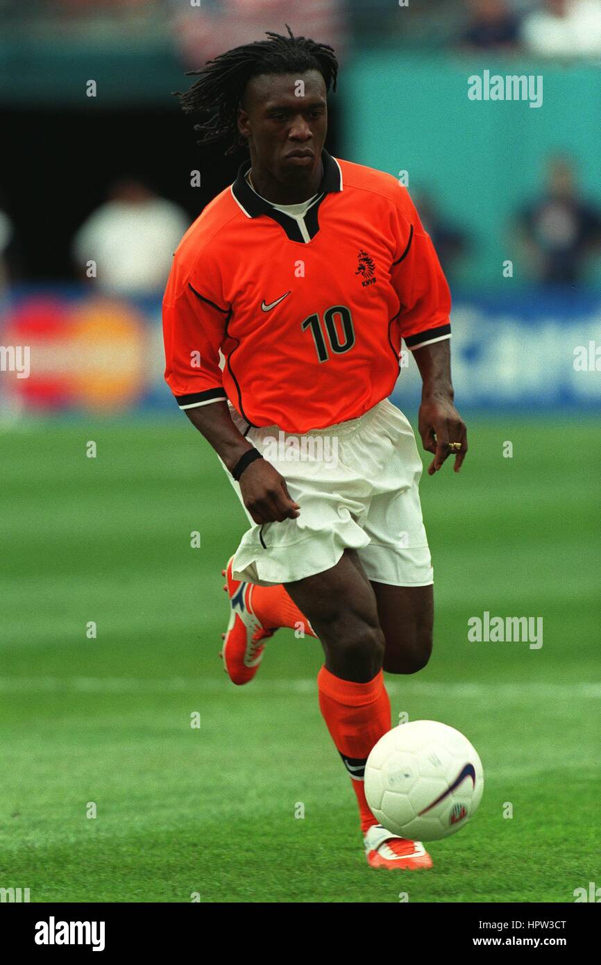CLARENCE SEEDORF HOLLAND & REAL MADRID 12 March 1998 Stock Photo - Alamy