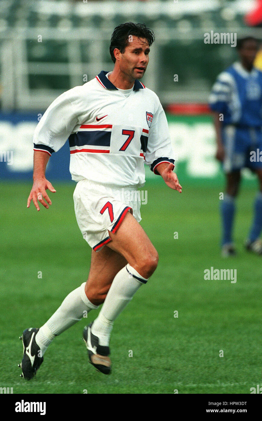 Roy wegerle hi-res stock photography and images - Alamy