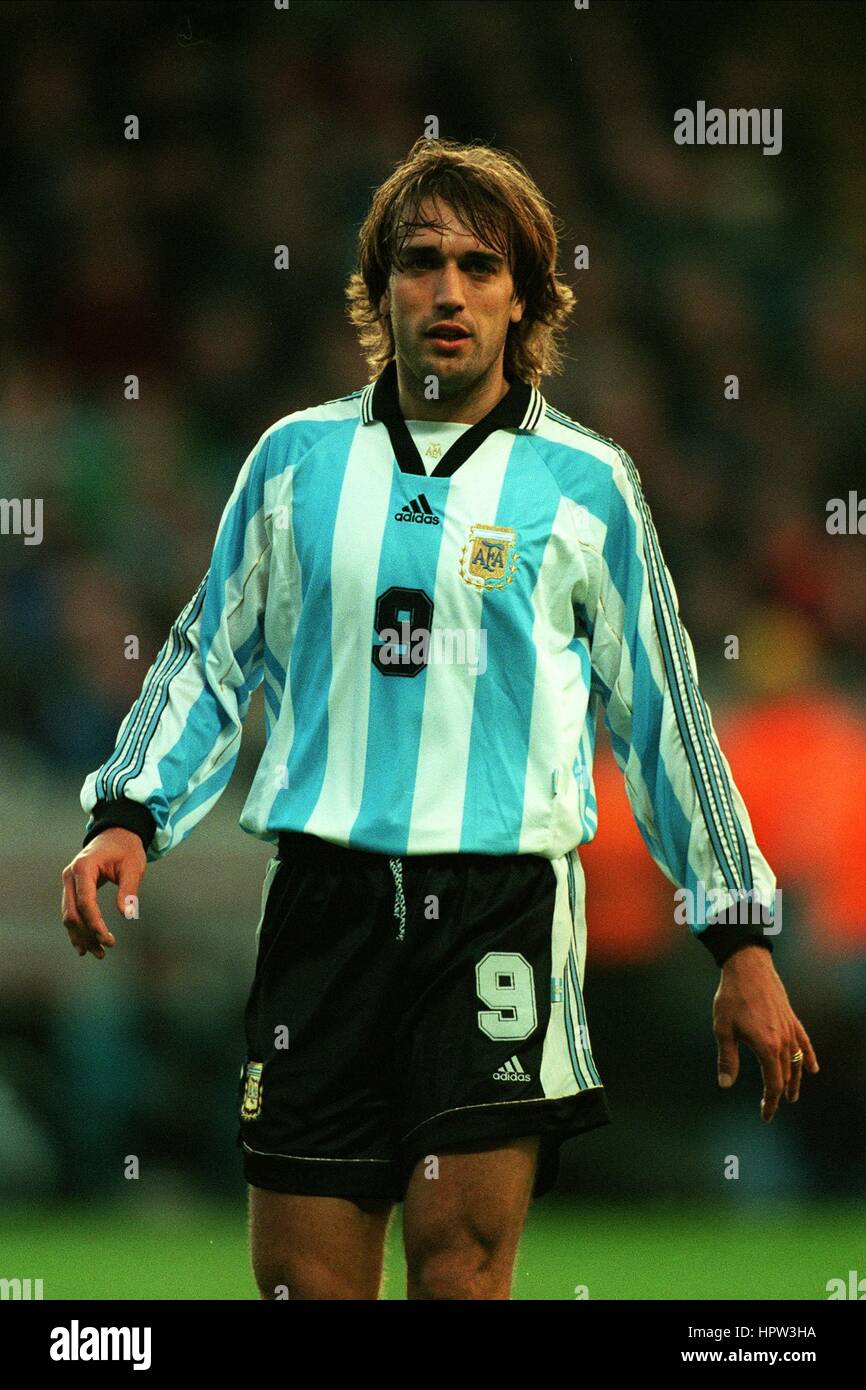 Gabriel batistuta hi-res stock photography and images - Alamy