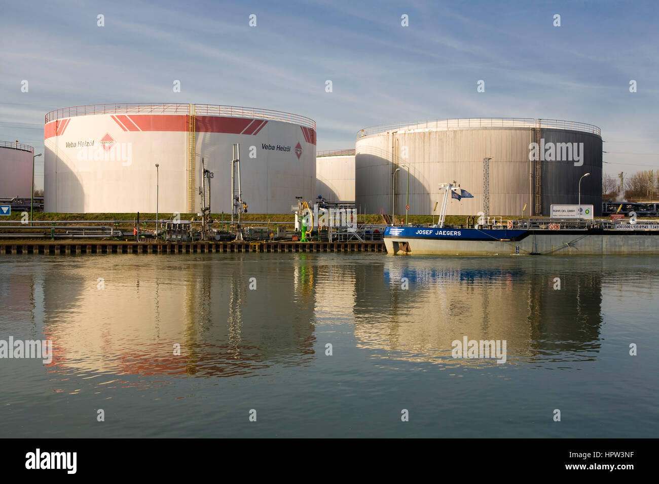 Refinery bp gelsenkirchen hi-res stock photography and images - Alamy