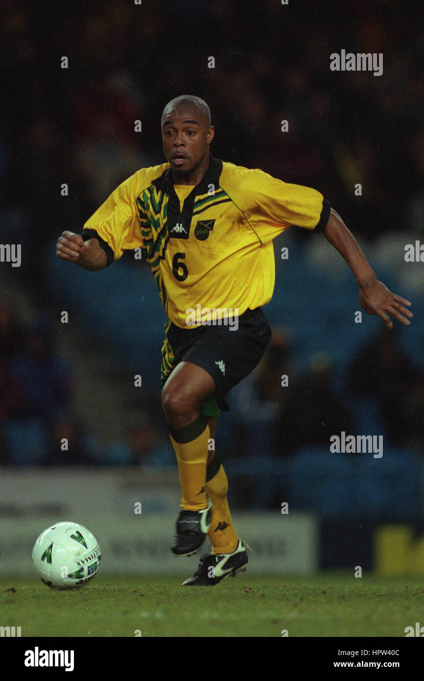 FITZROY SIMPSON JAMAICA & PORTSMOUTH FC 07 May 1998 Stock Photo - Alamy
