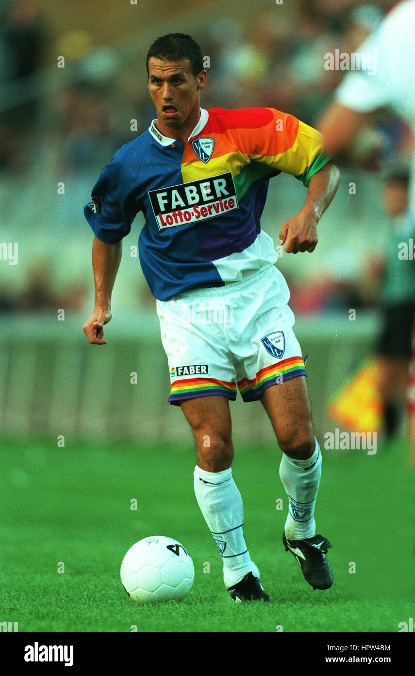 KAI MICHALKE VFL BOCHUM 26 August 1998 Stock Photo - Alamy