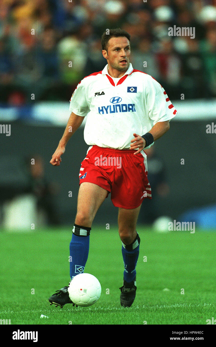 ABDREJ PANADIC HAMBURG SV 27 August 1998 Stock Photo - Alamy