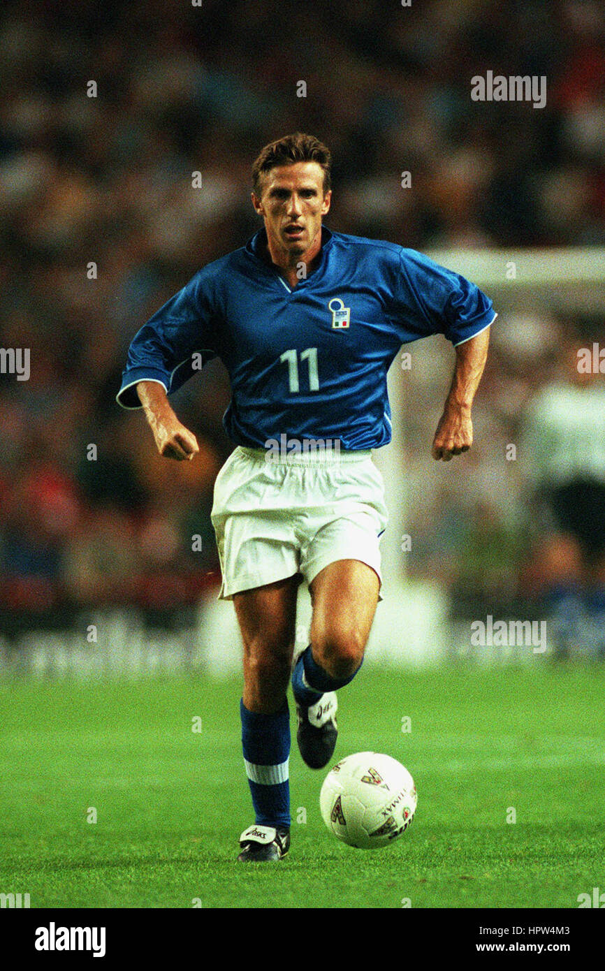 Eusebio di francesco hi-res stock photography and images - Alamy