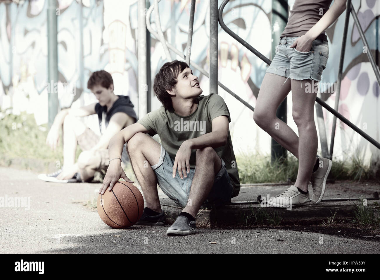 Boy girl playing basketball hi-res stock photography and images - Alamy