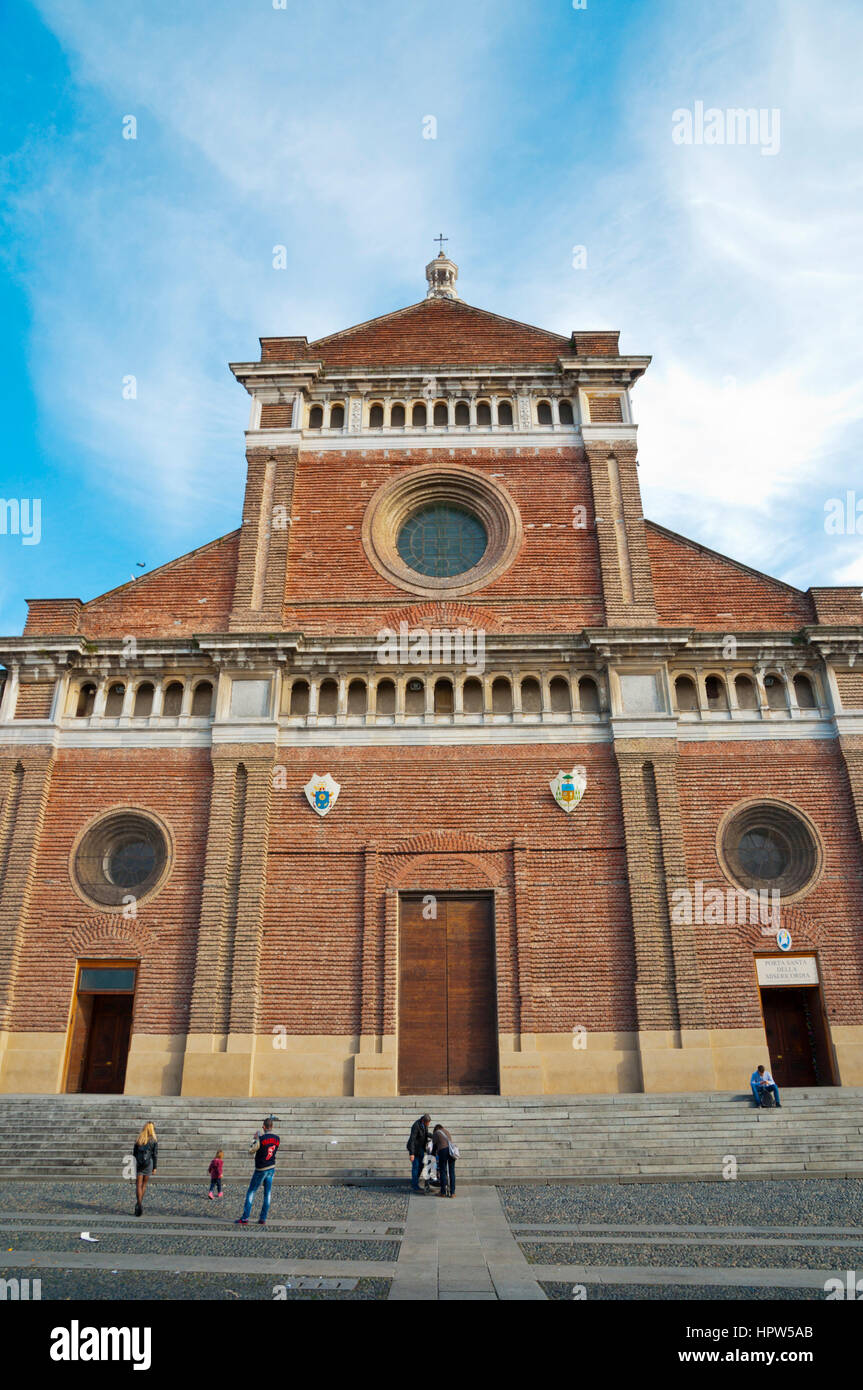 Pavia Cathedral High Resolution Stock Photography and Images - Alamy