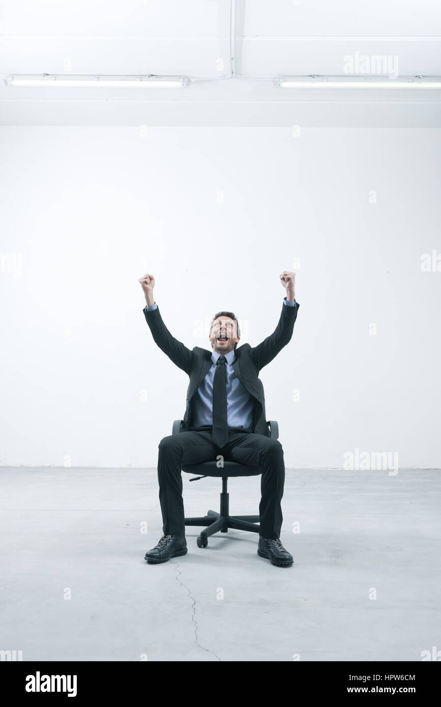 Man sitting in chair screaming hi-res stock photography and images - Alamy