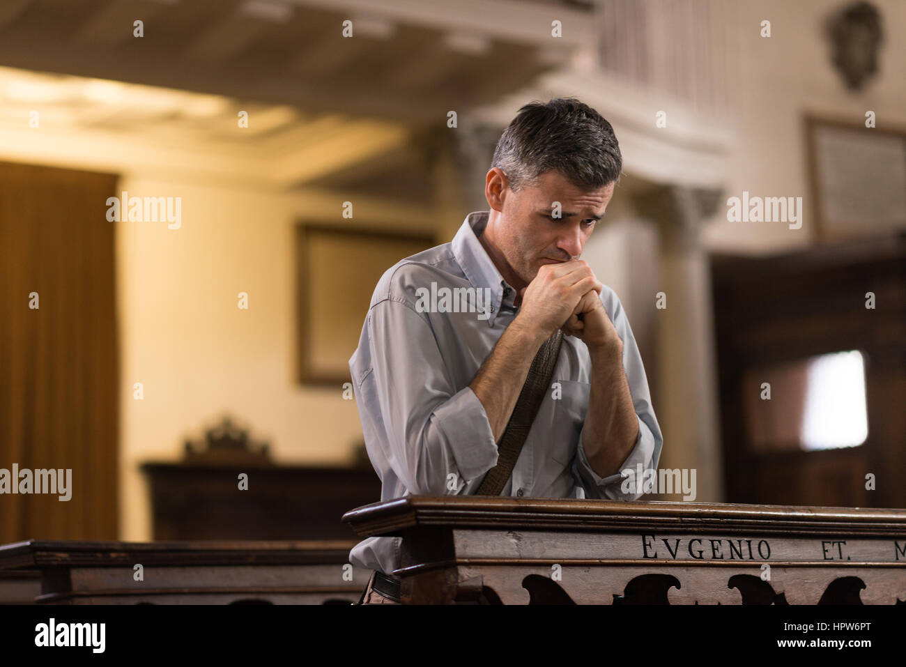 Catholic kneeling pew hi-res stock photography and images - Alamy