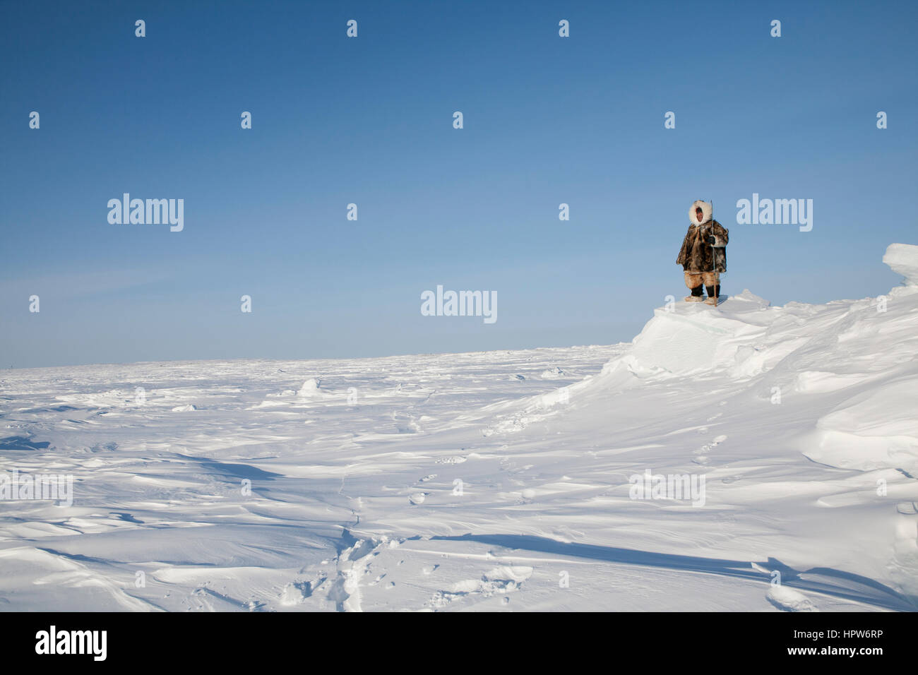 Nunavut inuit hunters hi-res stock photography and images - Alamy