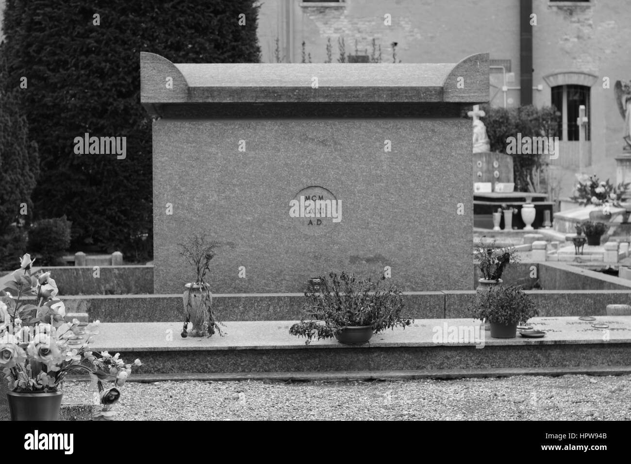 A view of some ancient crypt in cemetry Stock Photo - Alamy