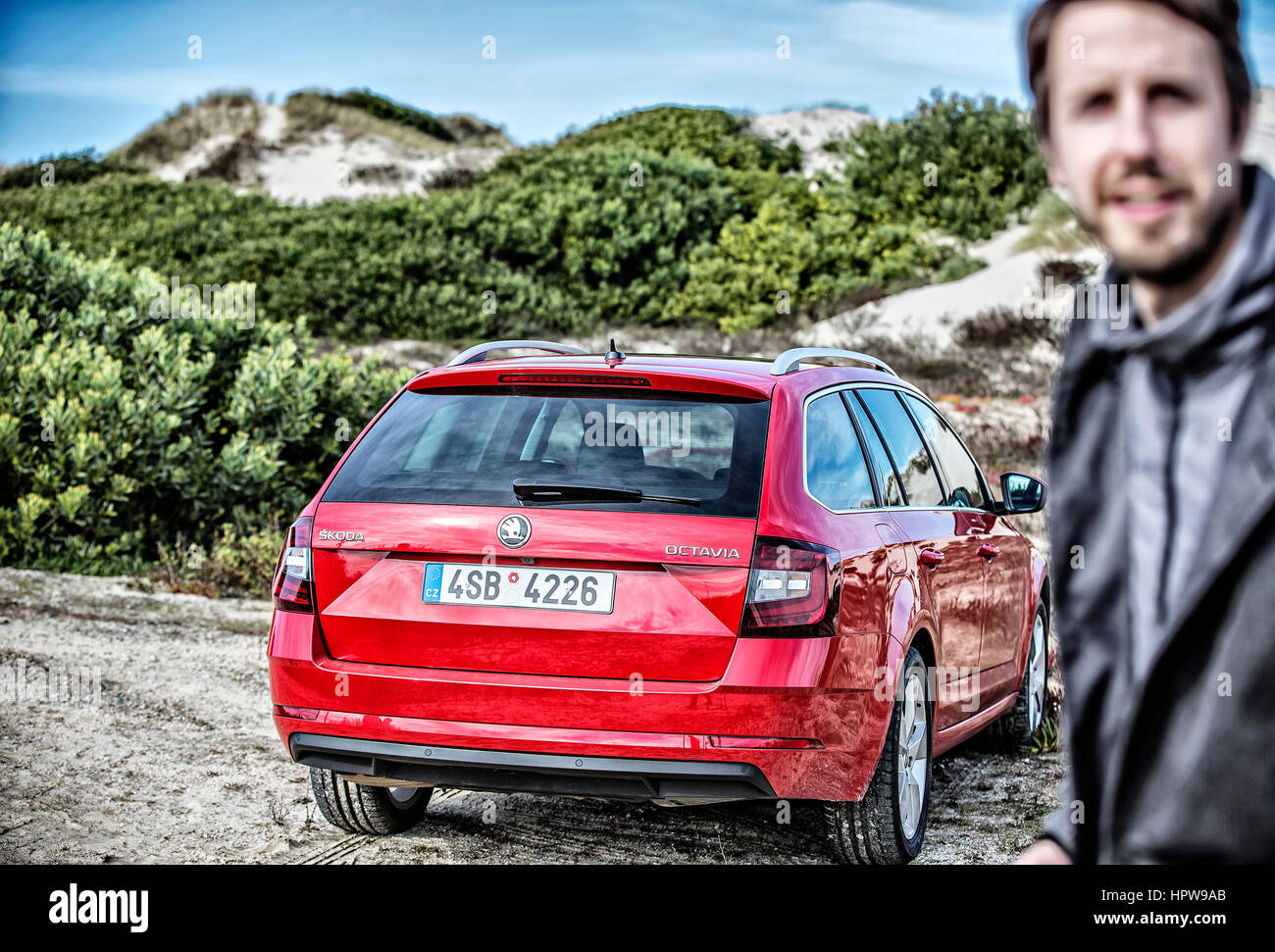 Skoda octavia red hi-res stock photography and images - Alamy