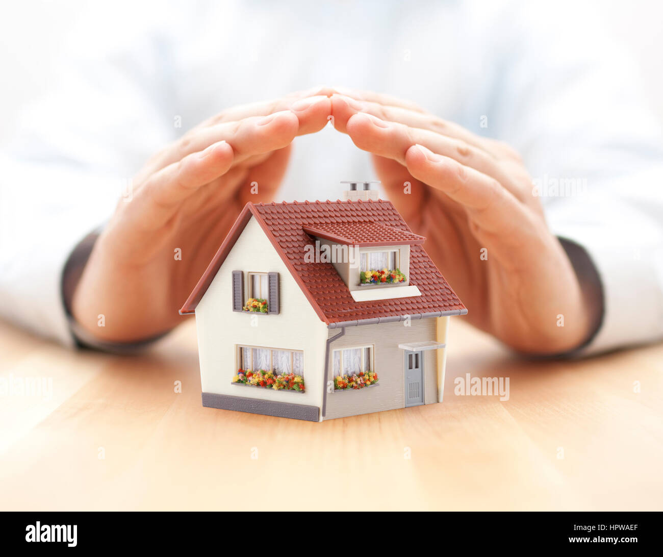 Insurance protection estate house hi-res stock photography and images ...