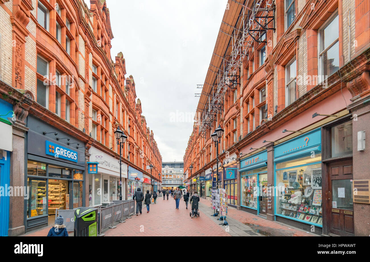 Shops in Reading's town centre, UK Stock Photo - Alamy