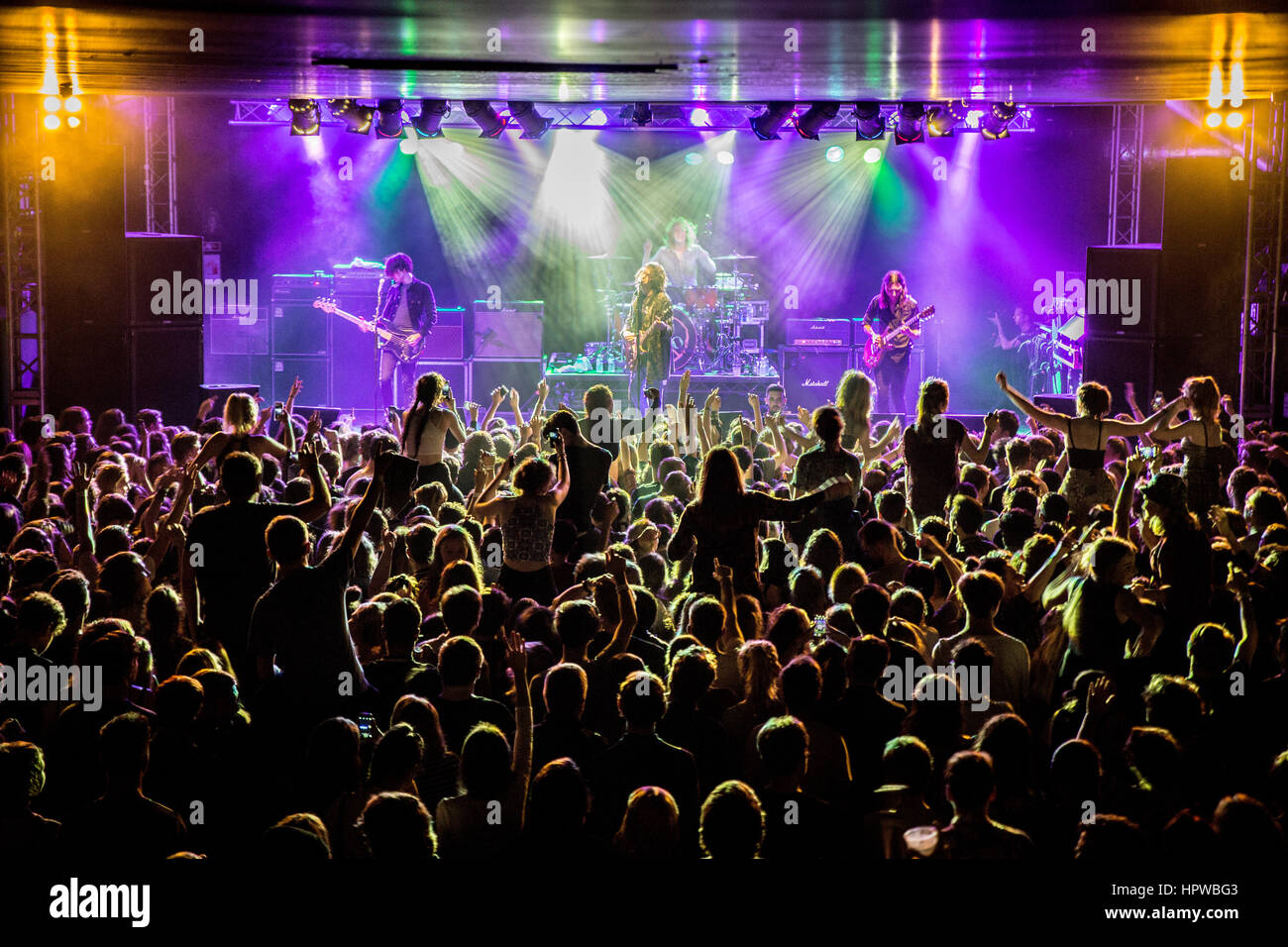 Peace Crowds At The O2 Academy Liverpool September 2015 Stock Photo - Alamy