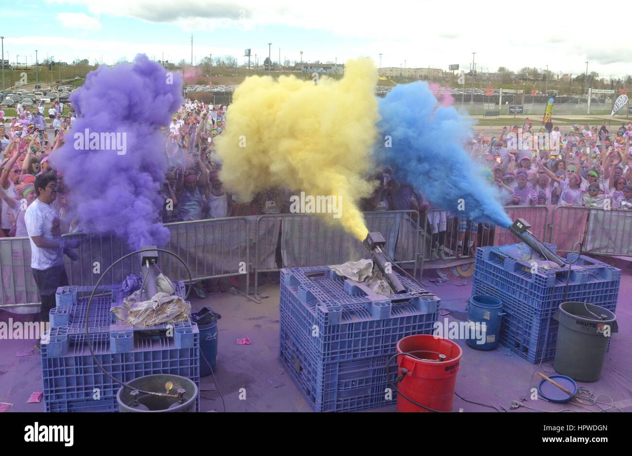 Graffiti Run Color Cannons Stock Photo - Alamy