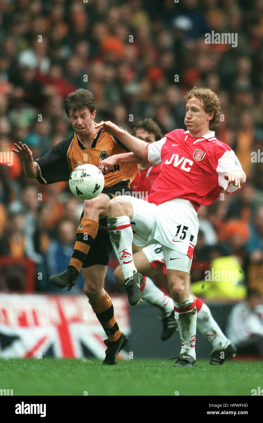 Arsenal w hi-res stock photography and images - Alamy