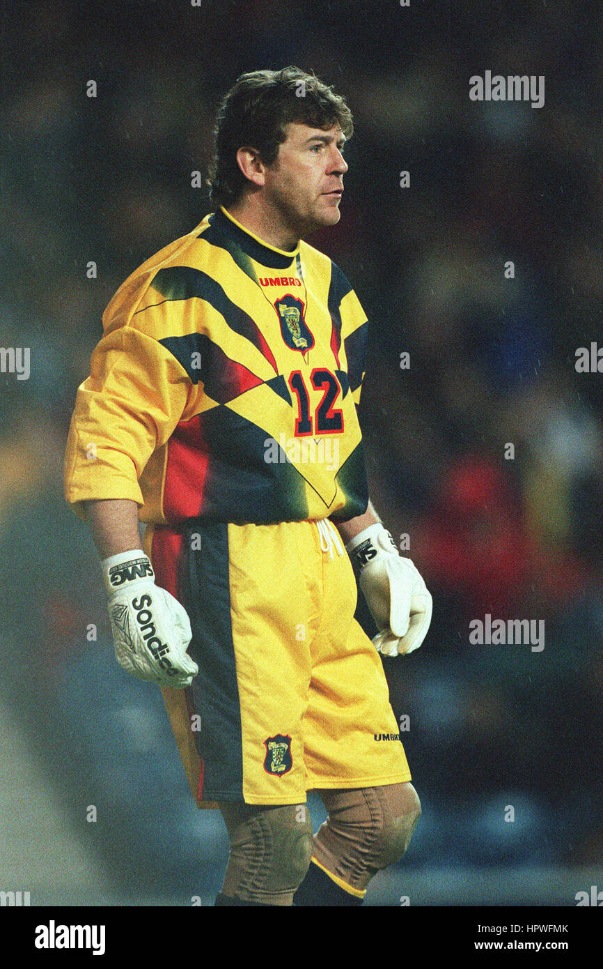 Andy goram rangers hi-res stock photography and images - Alamy