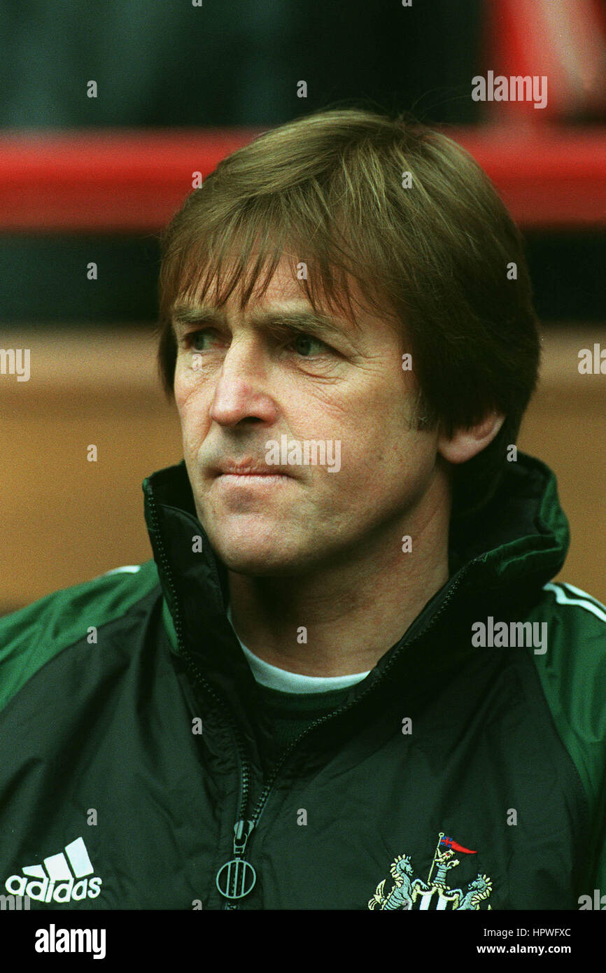 Kenny dalglish portrait hi-res stock photography and images - Alamy