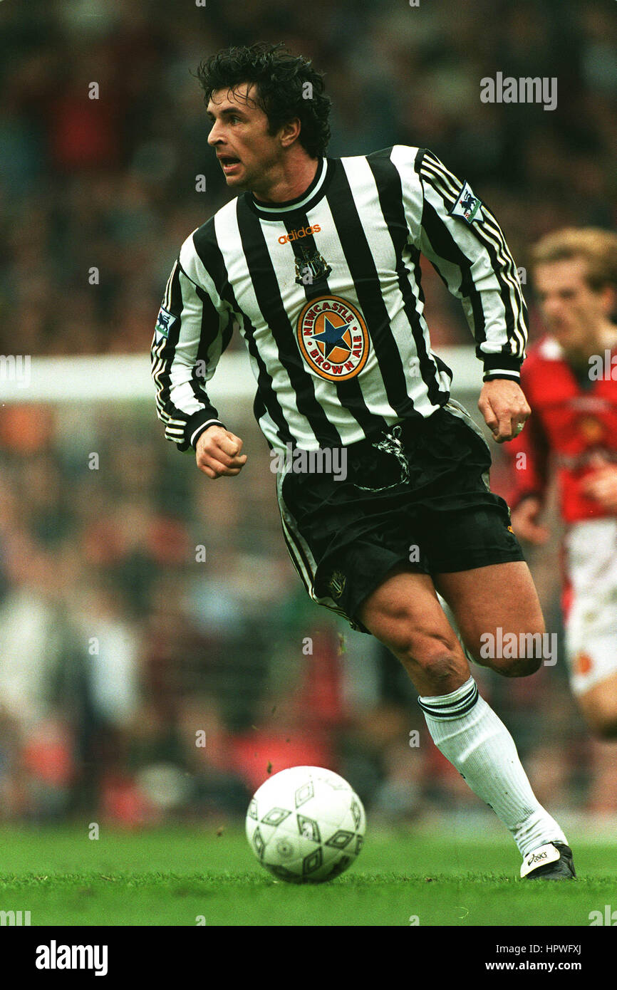 GARY SPEED NEWCASTLE UNITED FC 20 April 1998 Stock Photo - Alamy