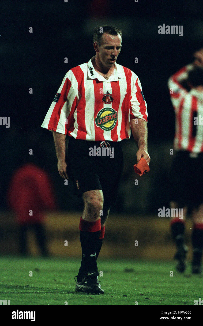 A DESPONDENT KEVIN BALL IPSWICH TOWN V SUNDERLAND 28 April 1998 Stock ...