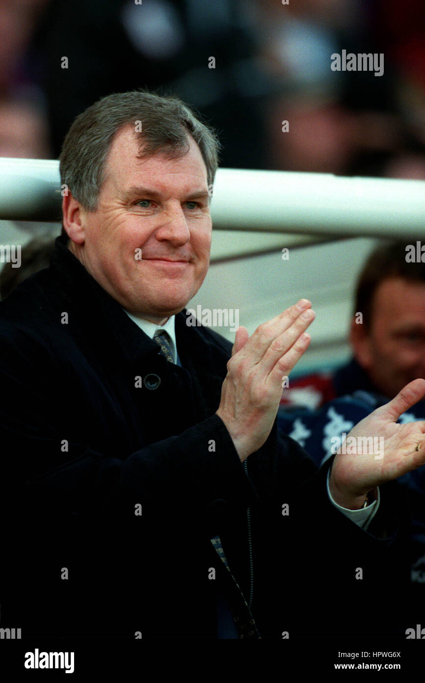 Joe royle hi-res stock photography and images - Alamy