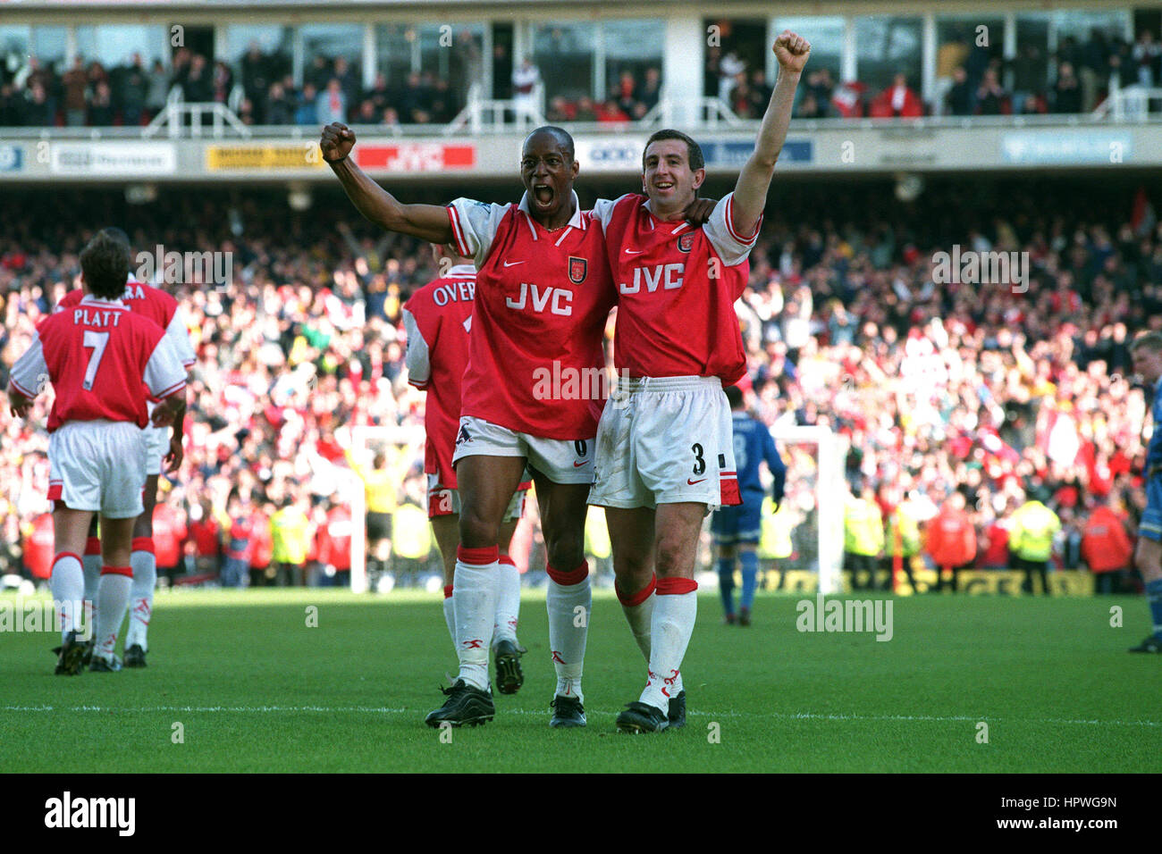 Ian wright arsenal 1998 hi-res stock photography and images - Alamy