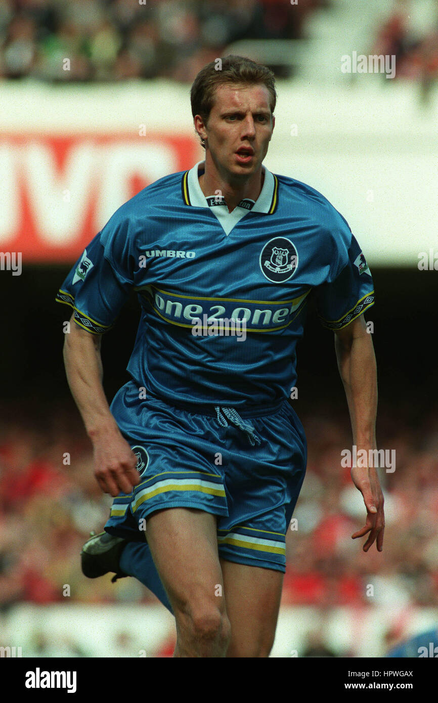 Everton fc 1998 hi-res stock photography and images - Alamy