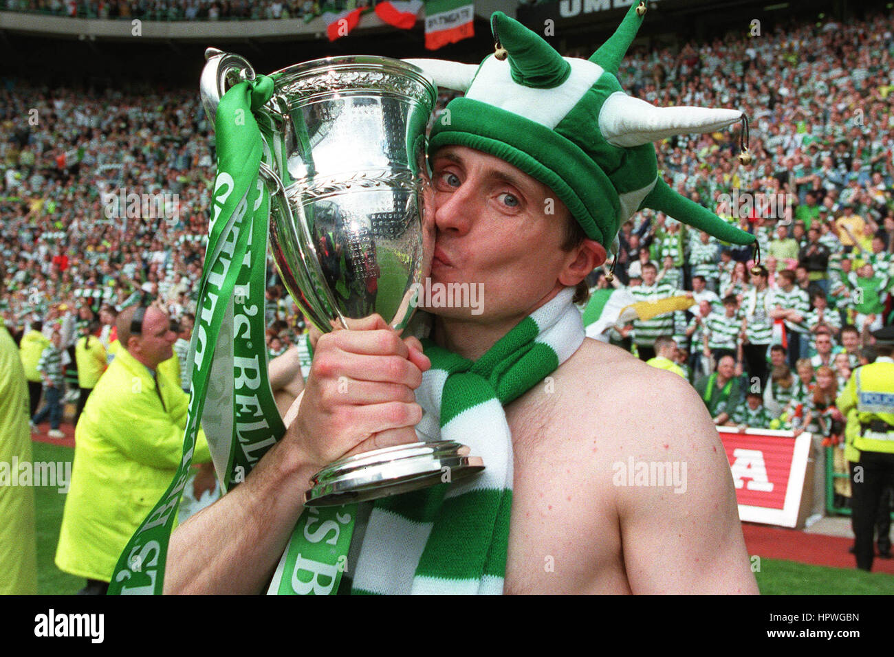TOMMY BOYD GLASGOW CELTIC FC 11 May 1998 Stock Photo - Alamy
