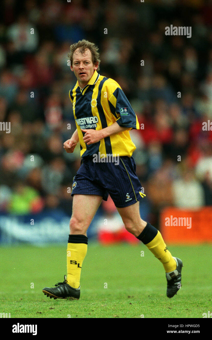 STEVE MCCALL TORQUAY UNITED FC 11 May 1998 Stock Photo - Alamy