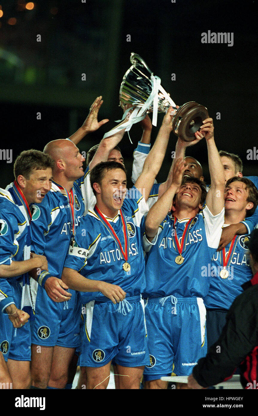 PETRESCU WISE LEBEOUF & ZOLA CHELSEA V STUTTGART CWC FINAL 13 May 1998 ...