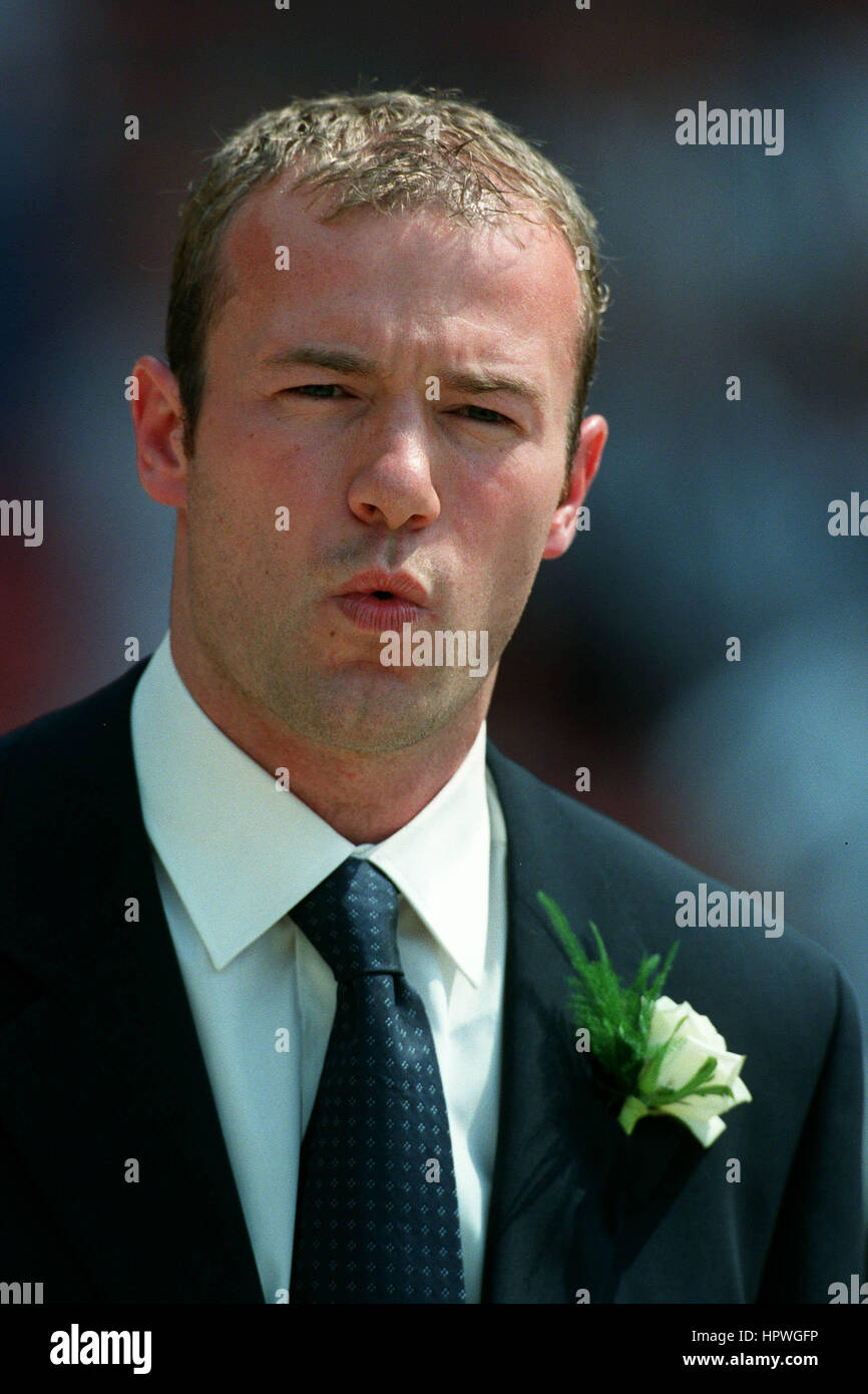 Alan shearer portrait hi-res stock photography and images - Alamy