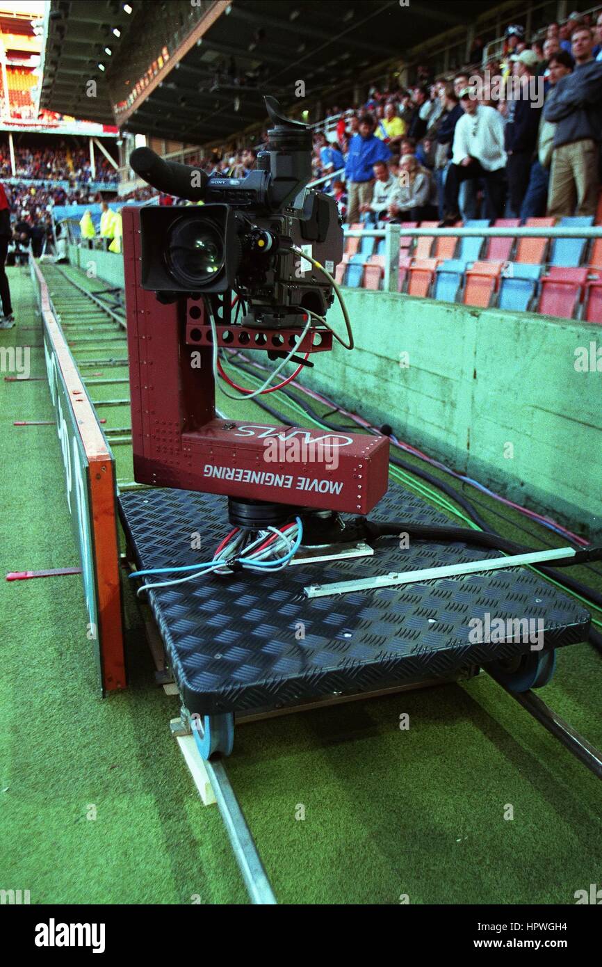 MOBILE TV CAMERA CHELSEA V STUTTGART 18 May 1998 Stock Photo - Alamy