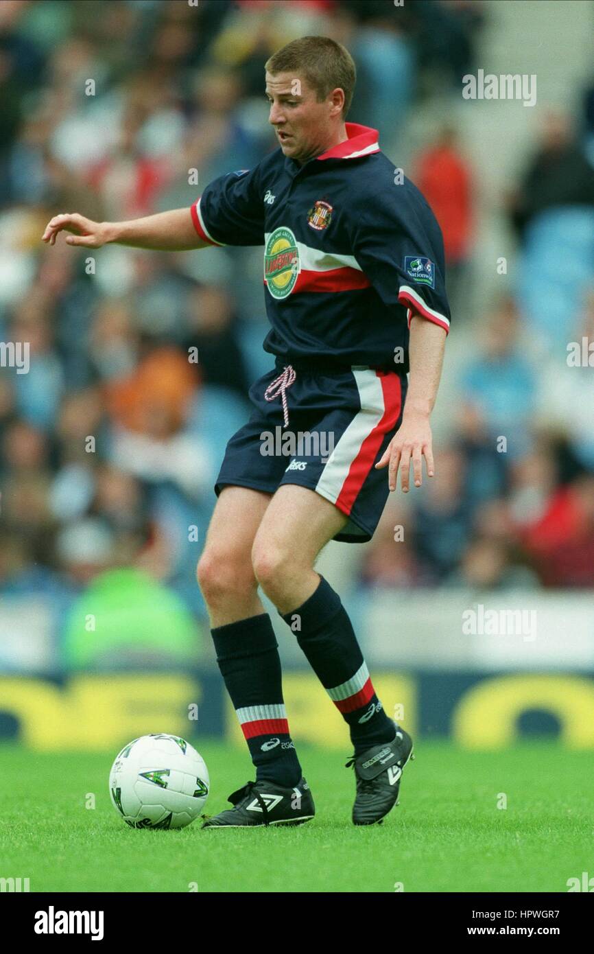MICHAEL BRIDGES SUNDERLAND FC 20 July 1998 Stock Photo - Alamy