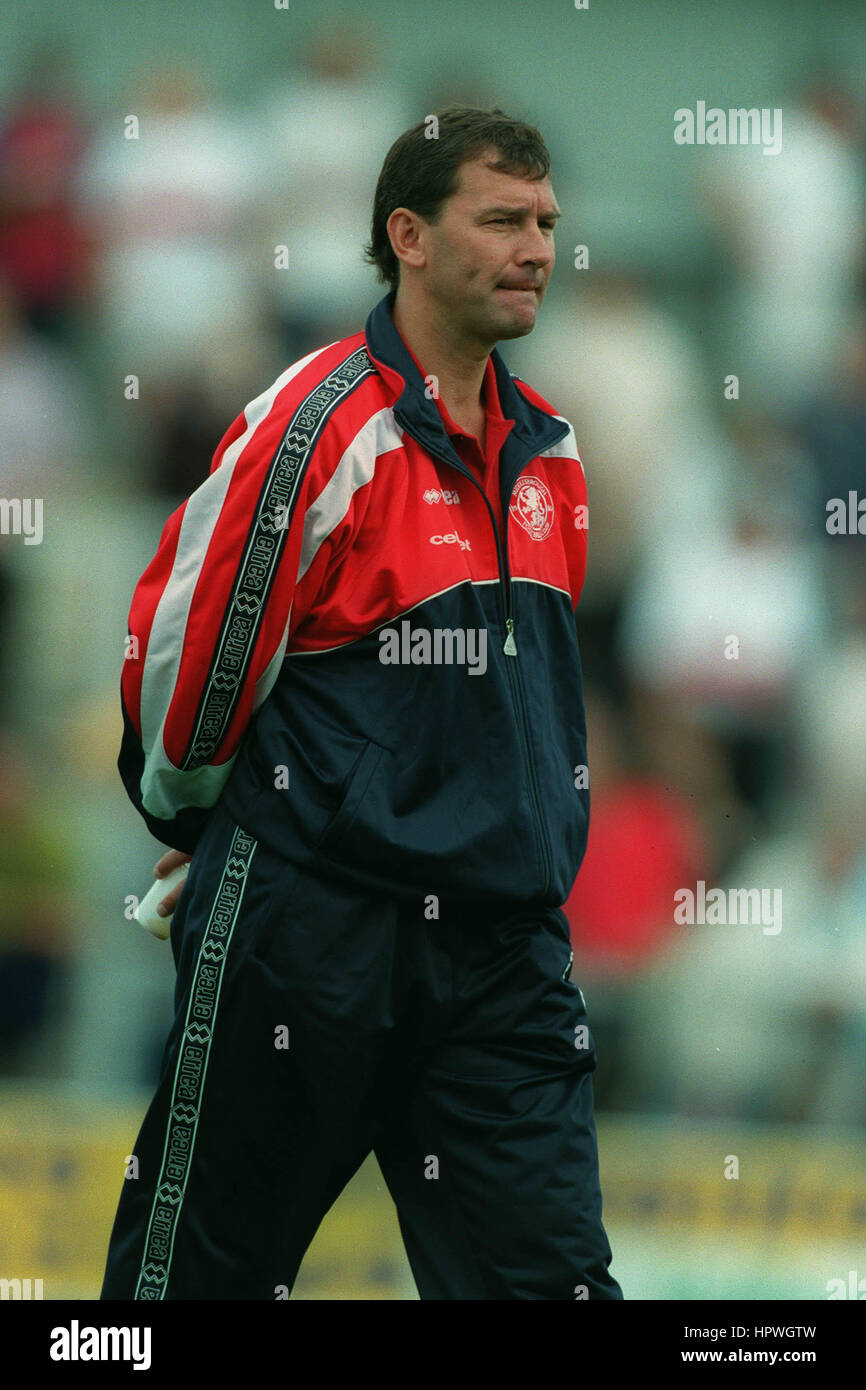 BRYAN ROBSON MIDDLESBROUGH MANAGER 25 July 1998 Stock Photo - Alamy