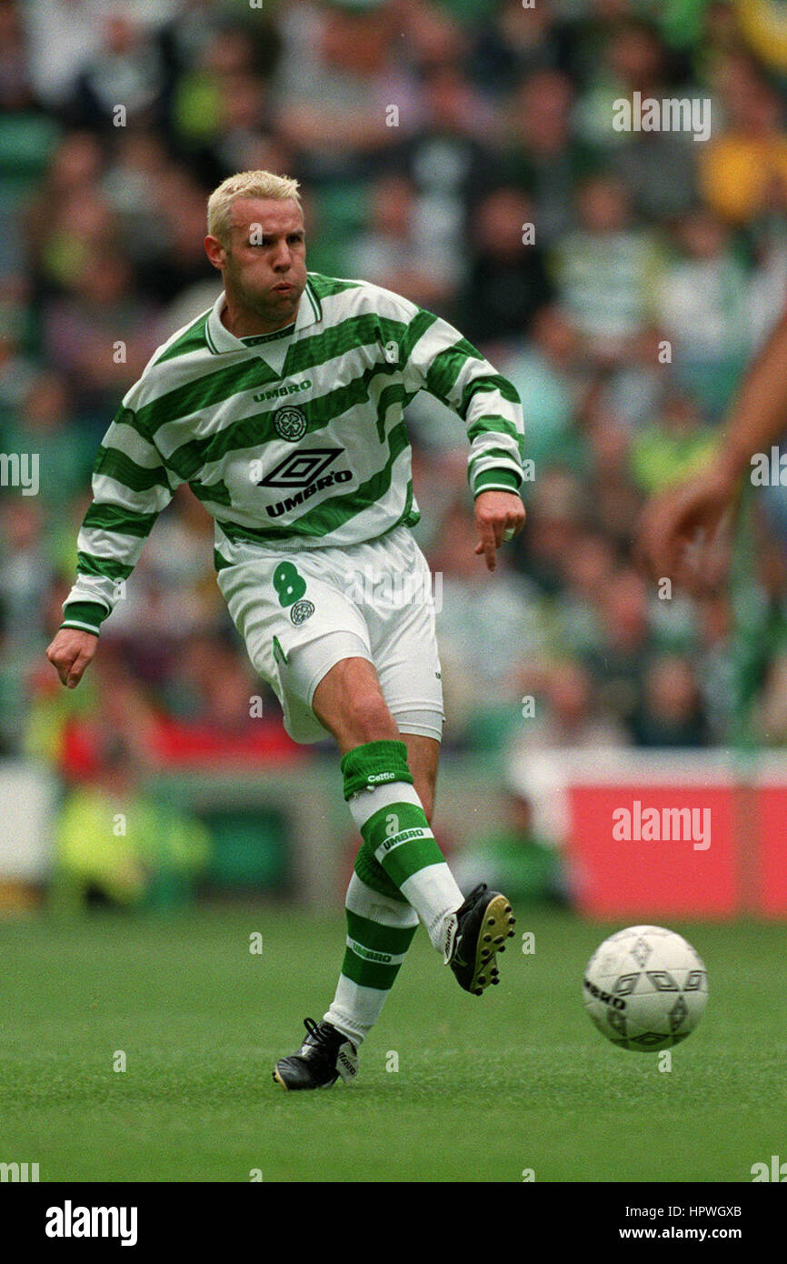 CRAIG BURLEY GLASGOW CELTIC FC 26 July 1998 Stock Photo - Alamy