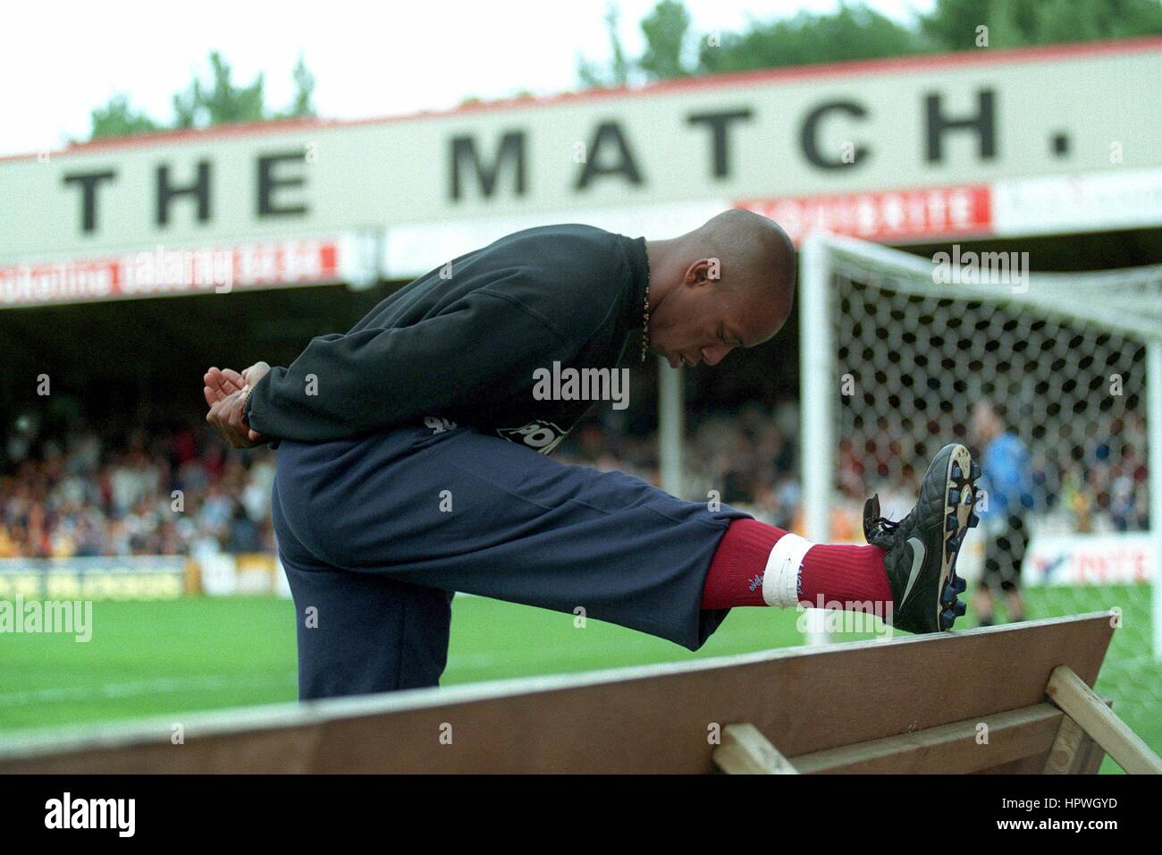 IAN WRIGHT WEST HAM UTD 26 July 1998 Stock Photo - Alamy