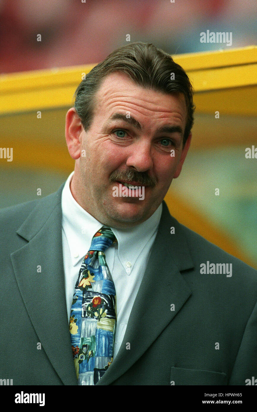 Neville southall hi-res stock photography and images - Alamy