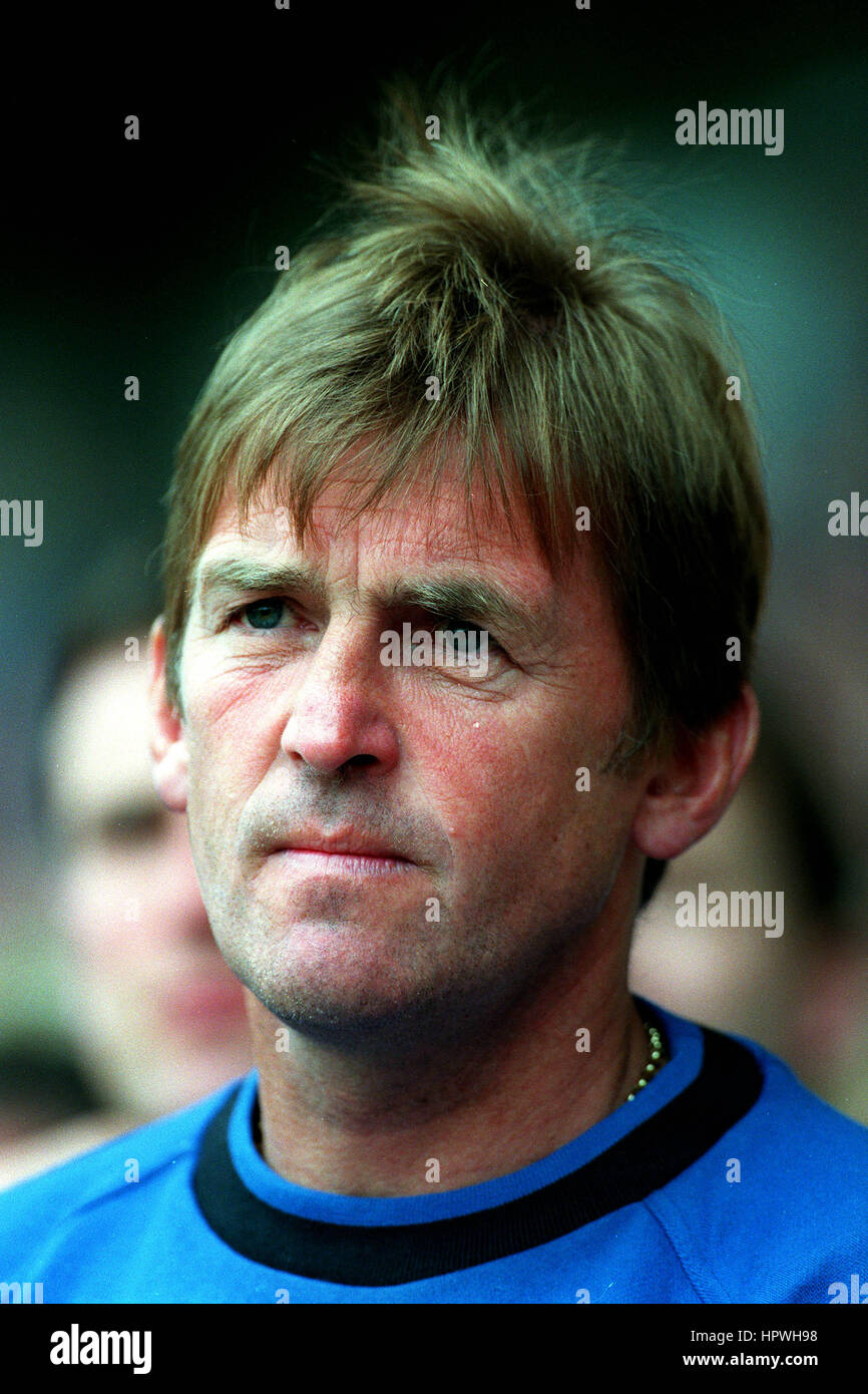 Kenny dalglish newcastle united manager hi-res stock photography and ...
