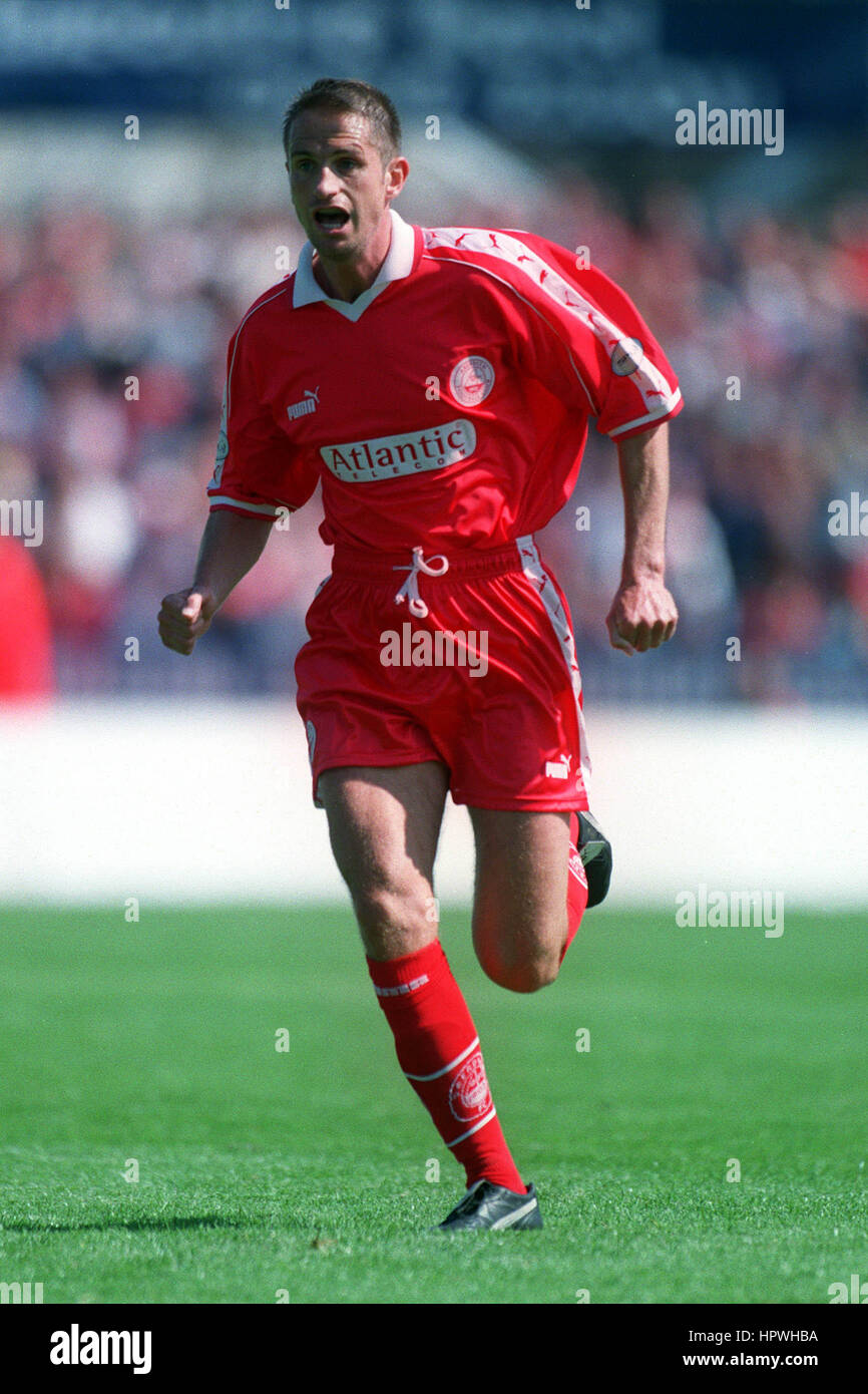 MARK PERRY ABERDEEN 03 August 1998 Stock Photo - Alamy
