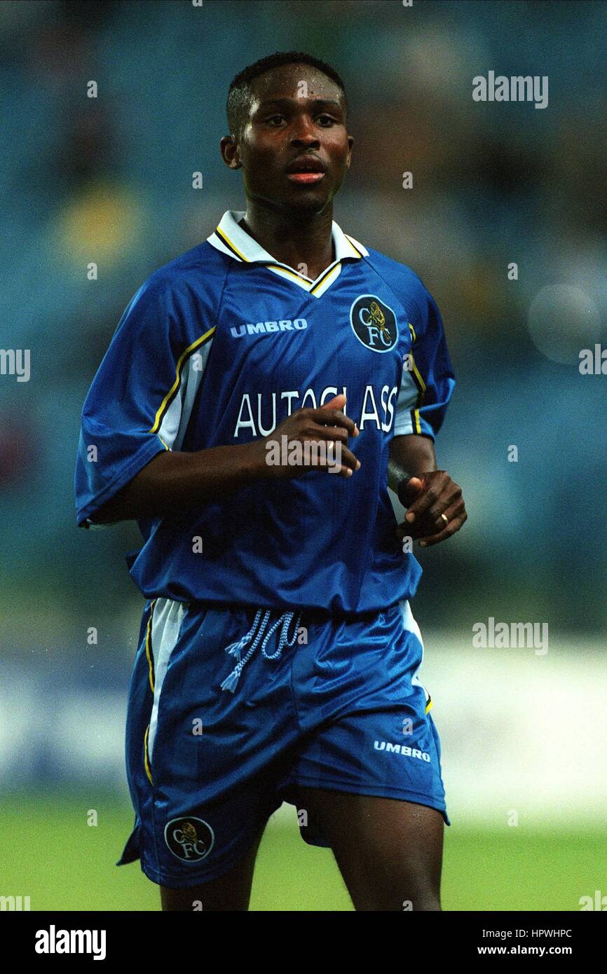 Celestine babayaro chelsea hi-res stock photography and images - Alamy