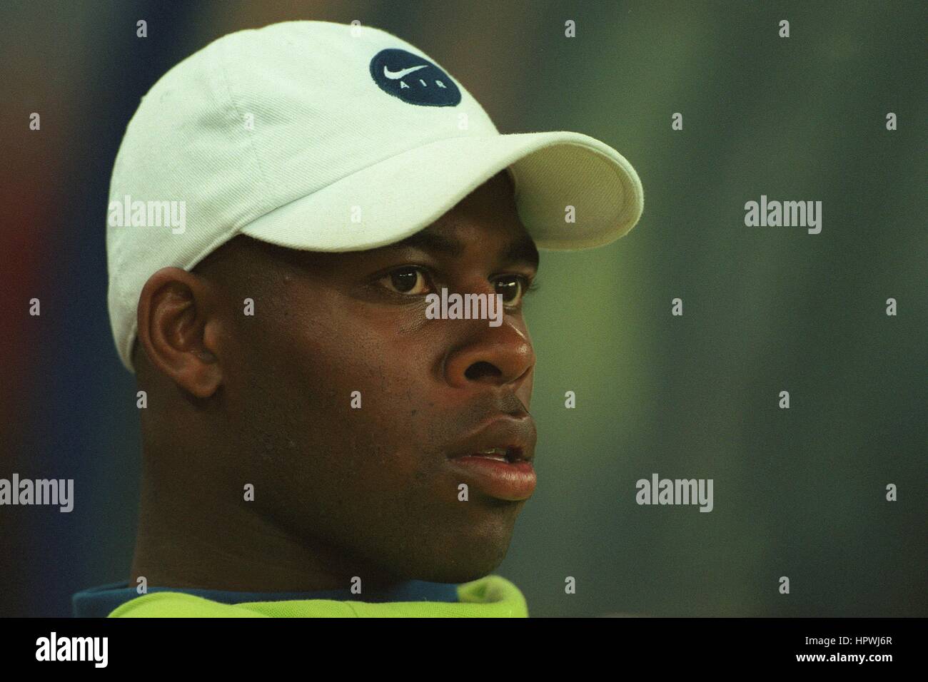 MICHAEL DUBERRY CHELSEA FC 11 August 1998 Stock Photo - Alamy