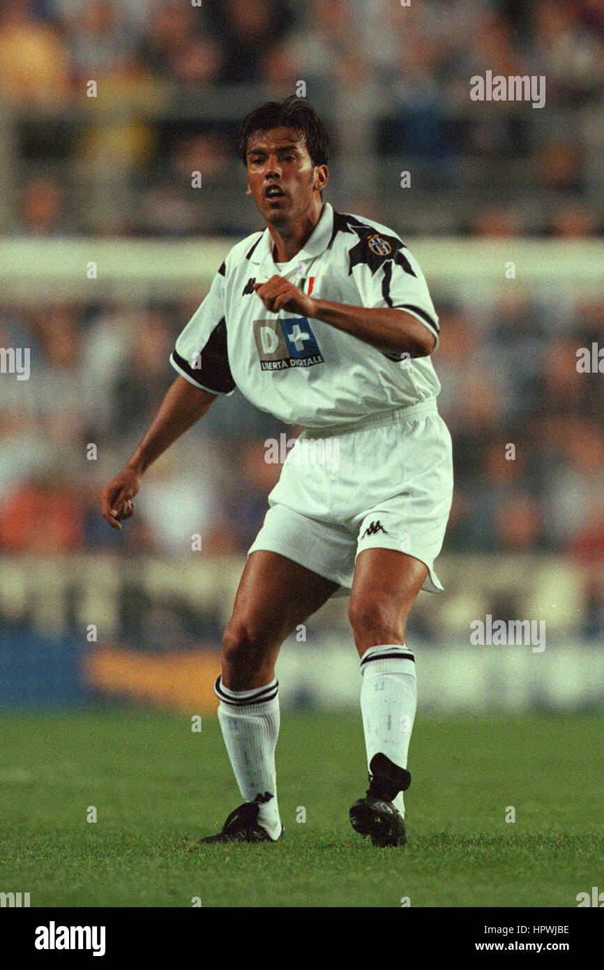 DANIEL FOSECA JUVENTUS FC 11 August 1998 Stock Photo - Alamy