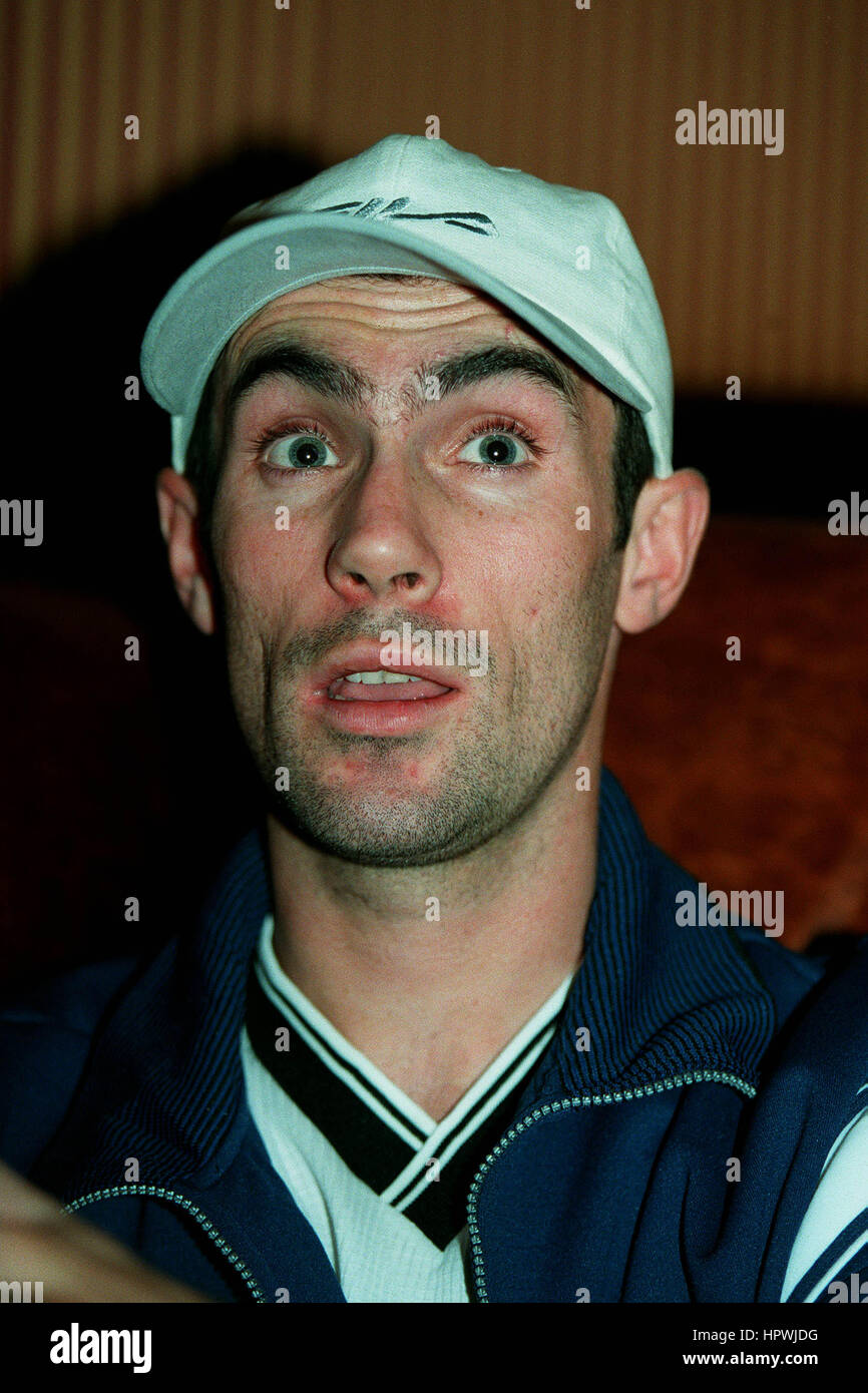 KEITH GILLESPIE NEWCASTLE UNITED FC 12 August 1998 Stock Photo - Alamy