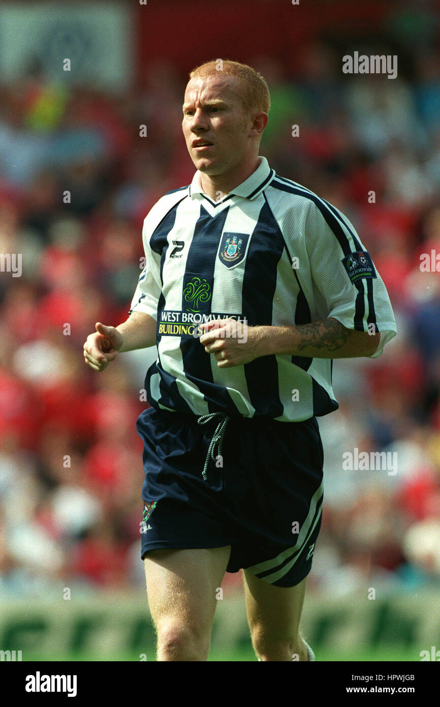 Lee hughes west bromwich albion hi-res stock photography and images - Alamy