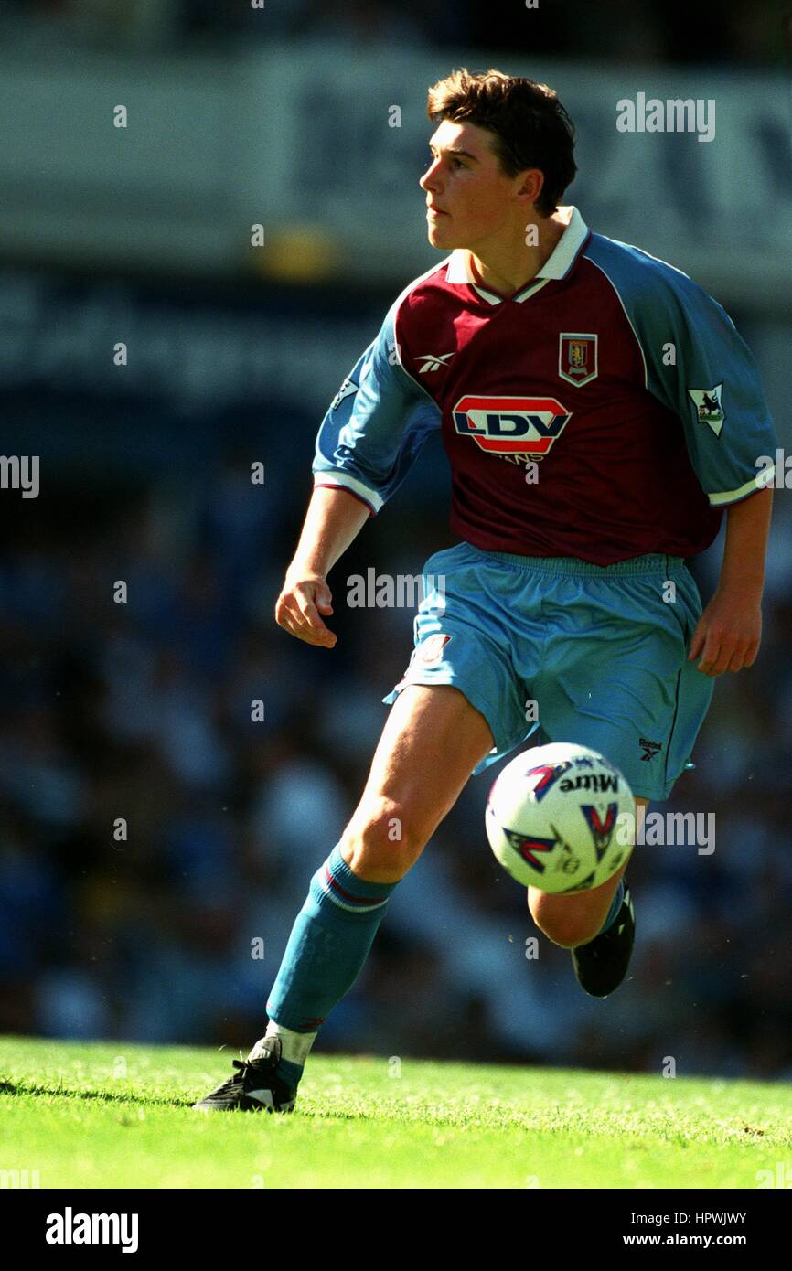Gareth barry aston villa 1998 hi-res stock photography and images - Alamy